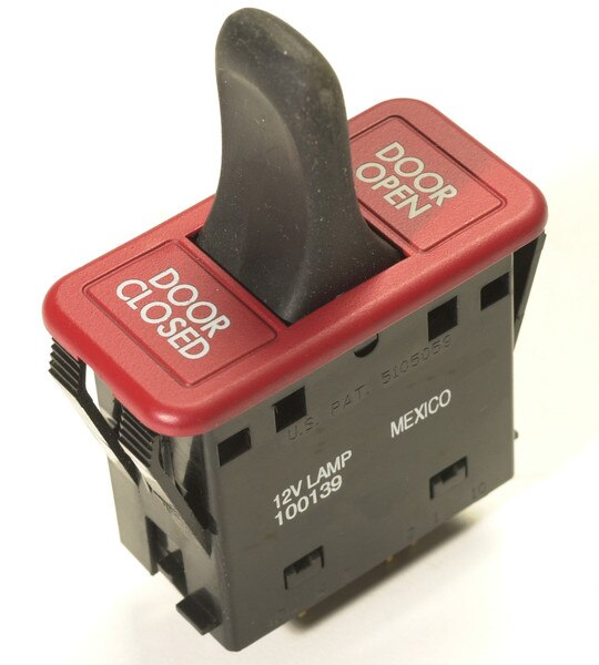 100139 Door Control Switch - Thomas C2